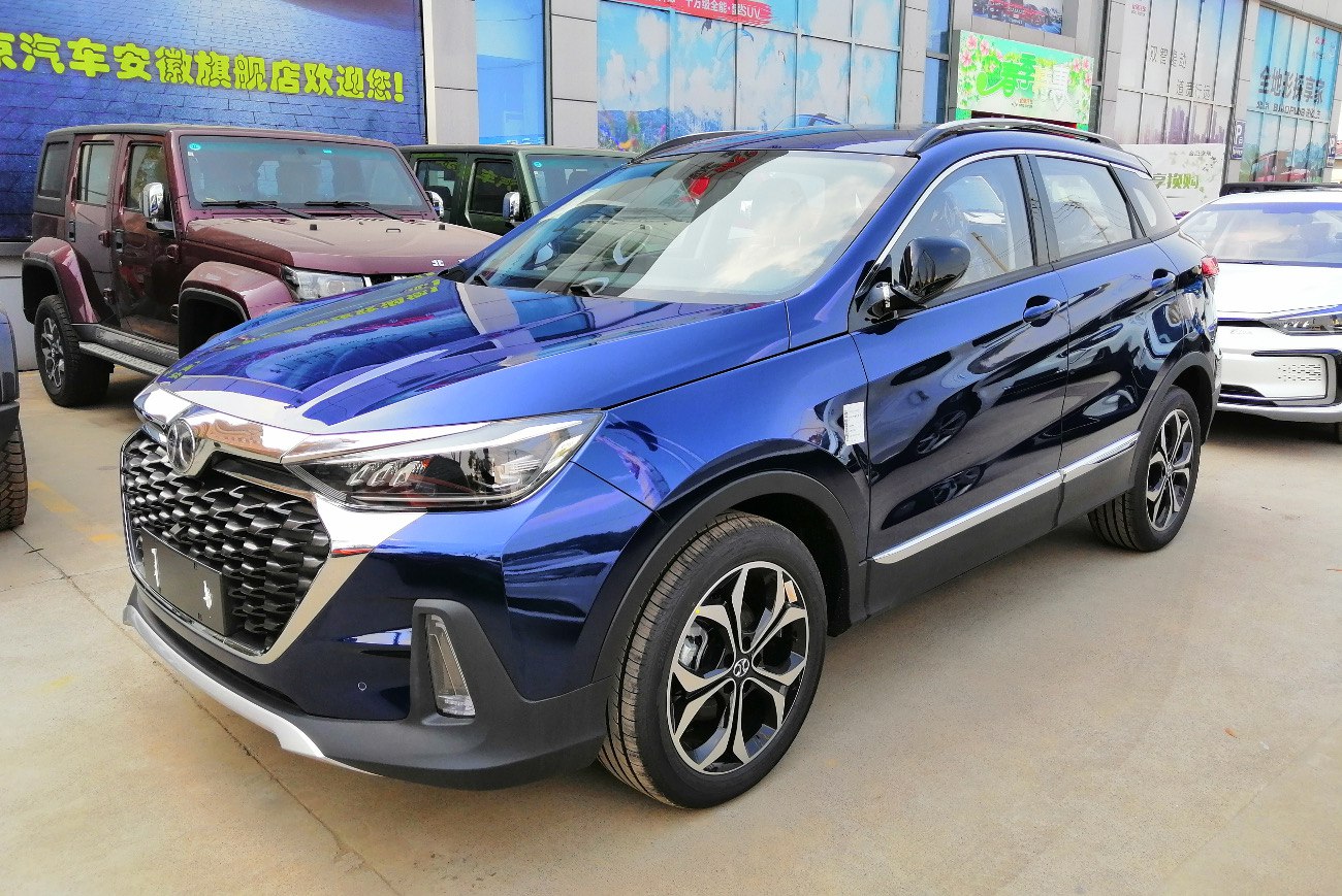 BAIC Motor Senova X55 spécifications techniques et économie de carburant